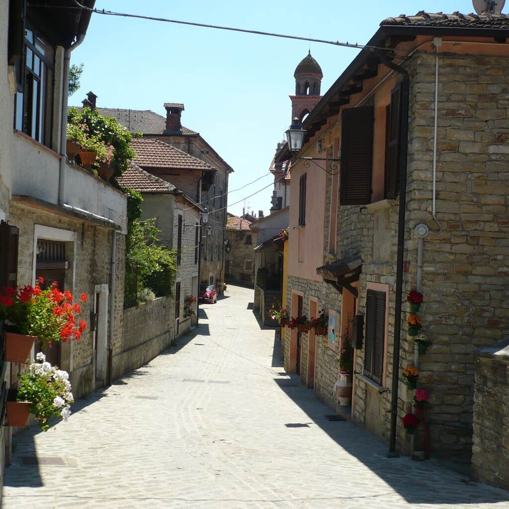 Accomodation - Boarding house - LA CASA DEI RICORDI - Langhe